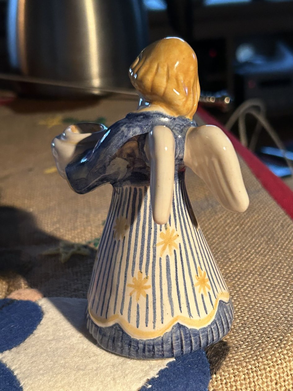 Mennesker byder stadig engle velkommen. Engle peger på det væsentligste ...