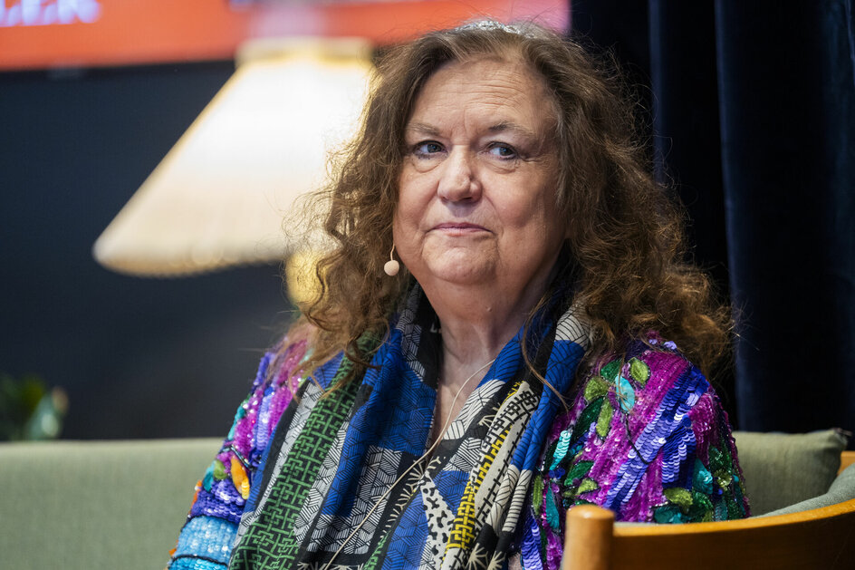 Maria Helleberg fejrer fødselsdag og forfatterjubilæum med dobbeltroman ...