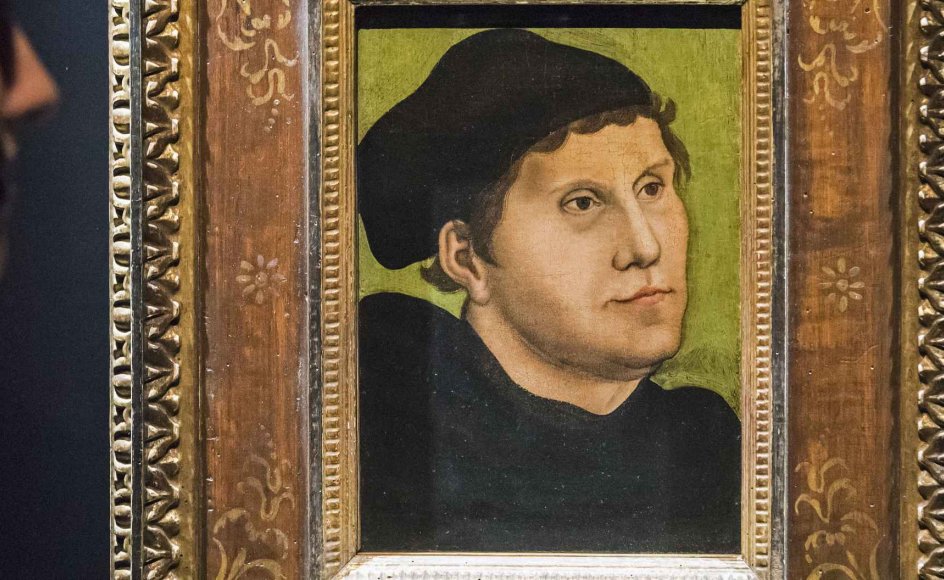 Luther opdateret med alt fra politiske manifester til prædikener ...