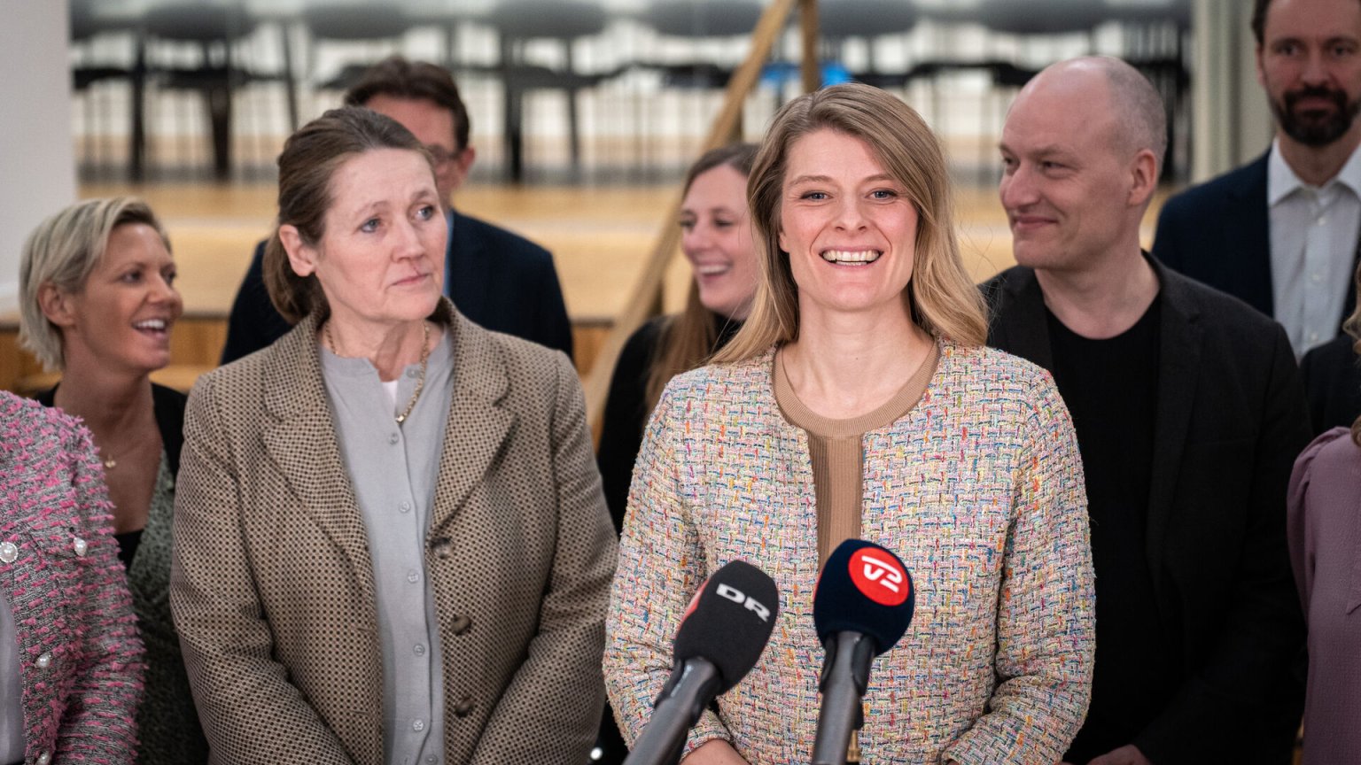 "Faldet-af-på-den-syndromet": Seniorer oplever at blive socialt og ...