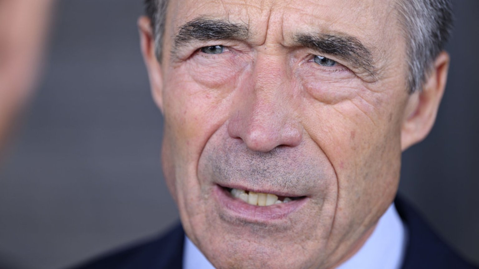 Zelenskyj takker Danmark ved Anders Foghs demokratitopmøde | Kristeligt ...