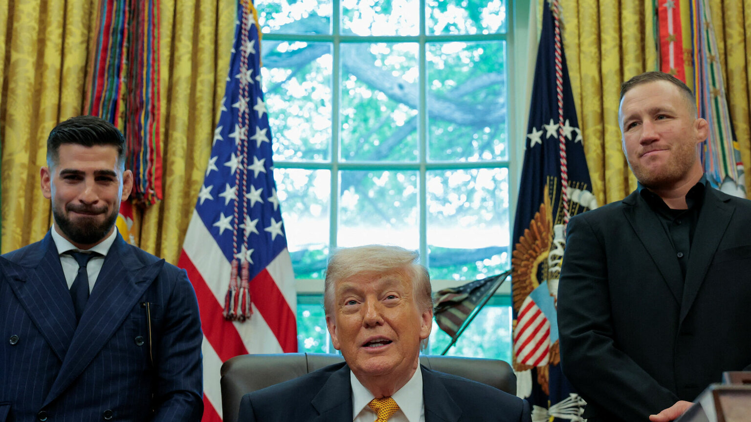 Donald Trump skal fejre sin fødselsdag med blodig kampsport foran Det ...