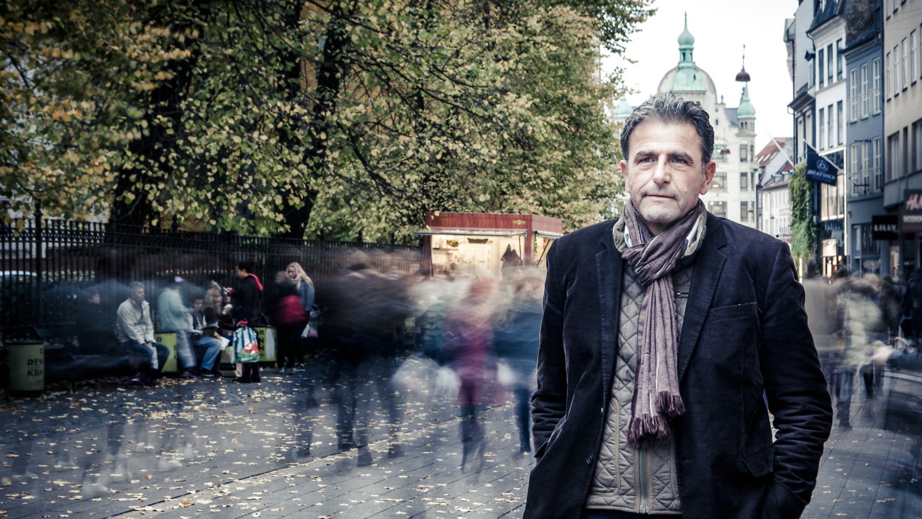 Jens Christian Grøndahl beskriver kunsten på en måde, der til tider er ...