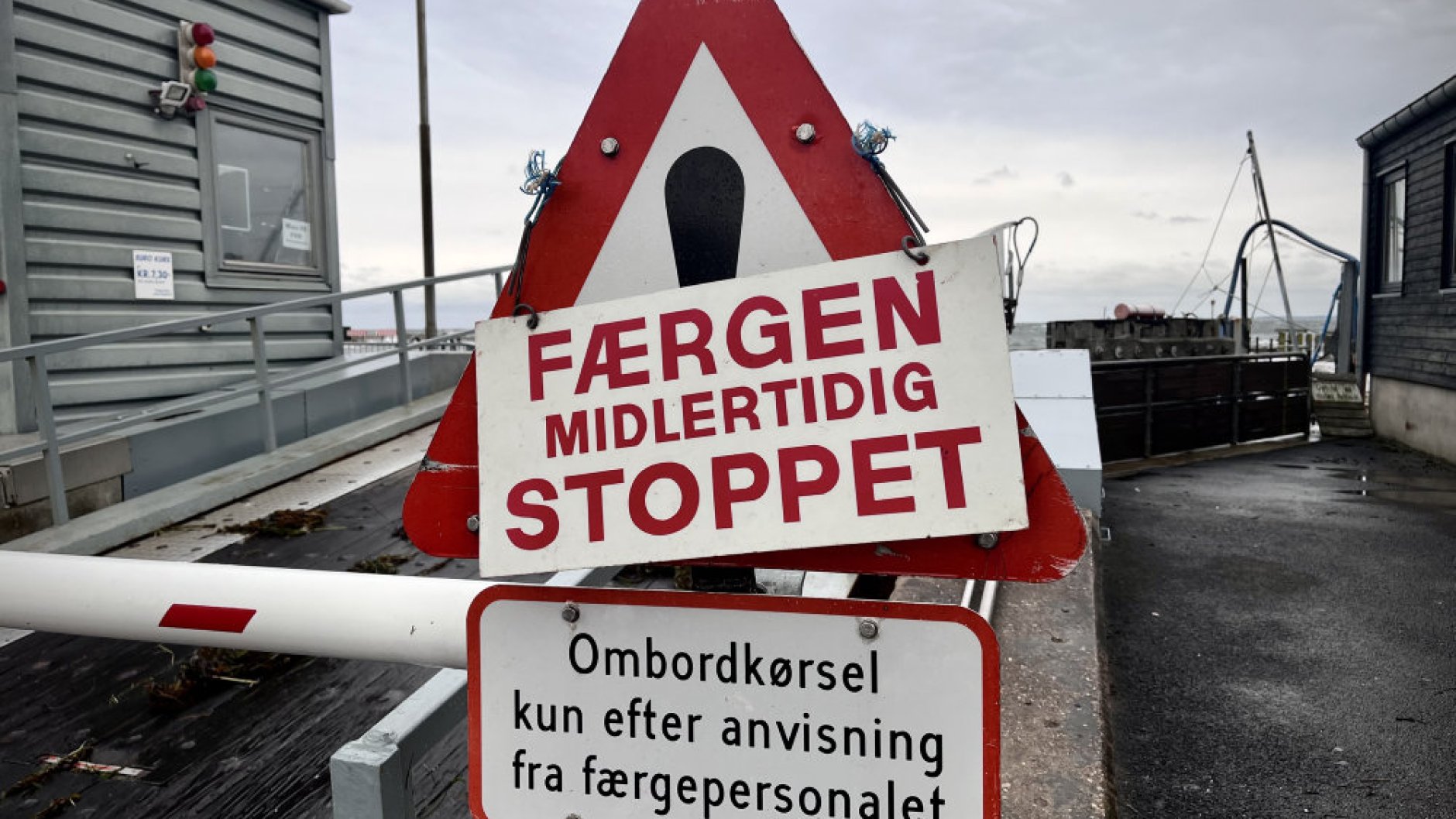 Stormen Pia aflyser og forsinker flere færgeruter op til jul ...