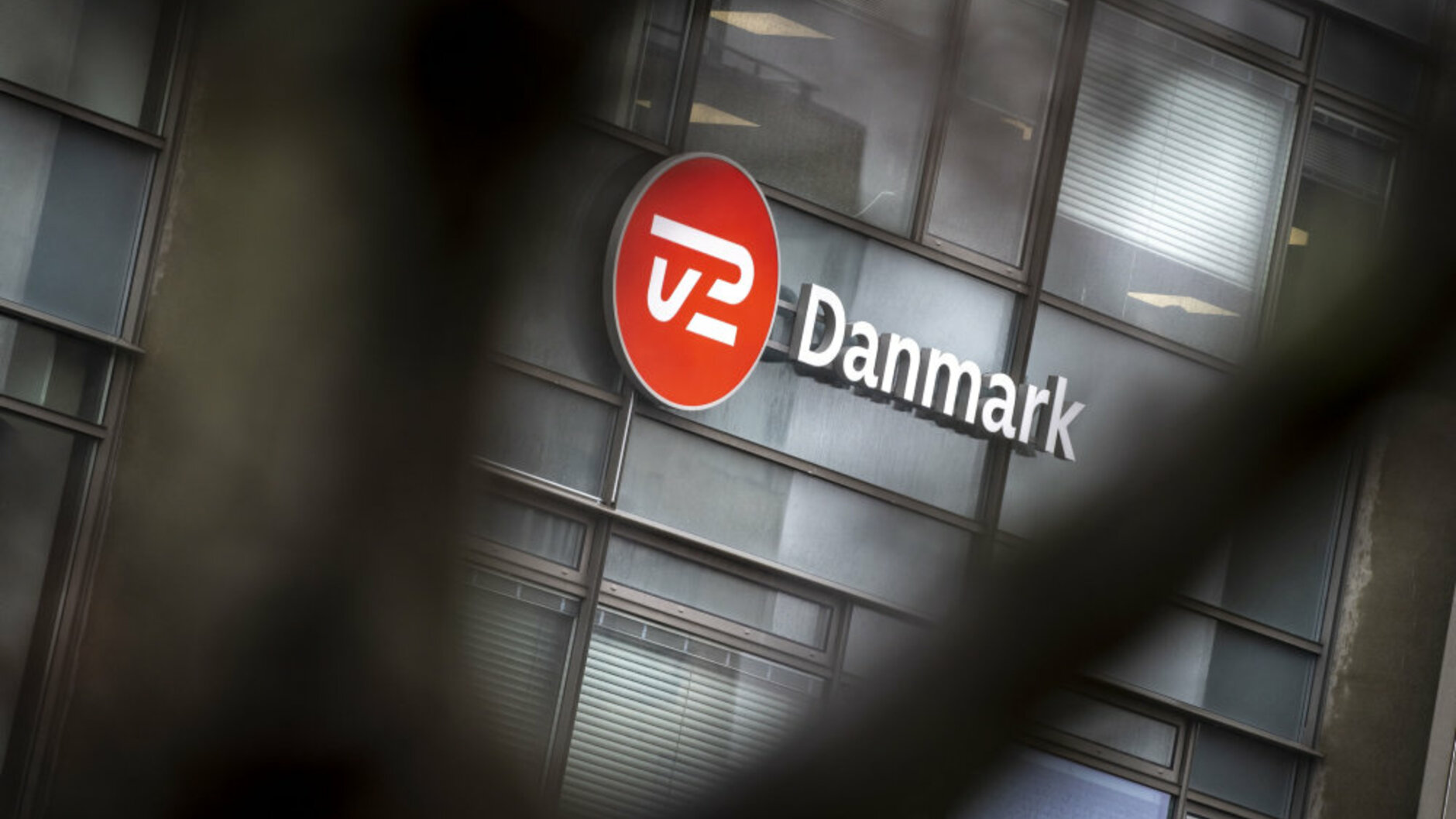 TV 2 varsler nye afsnit af dokumentarserien Den sorte svane ...