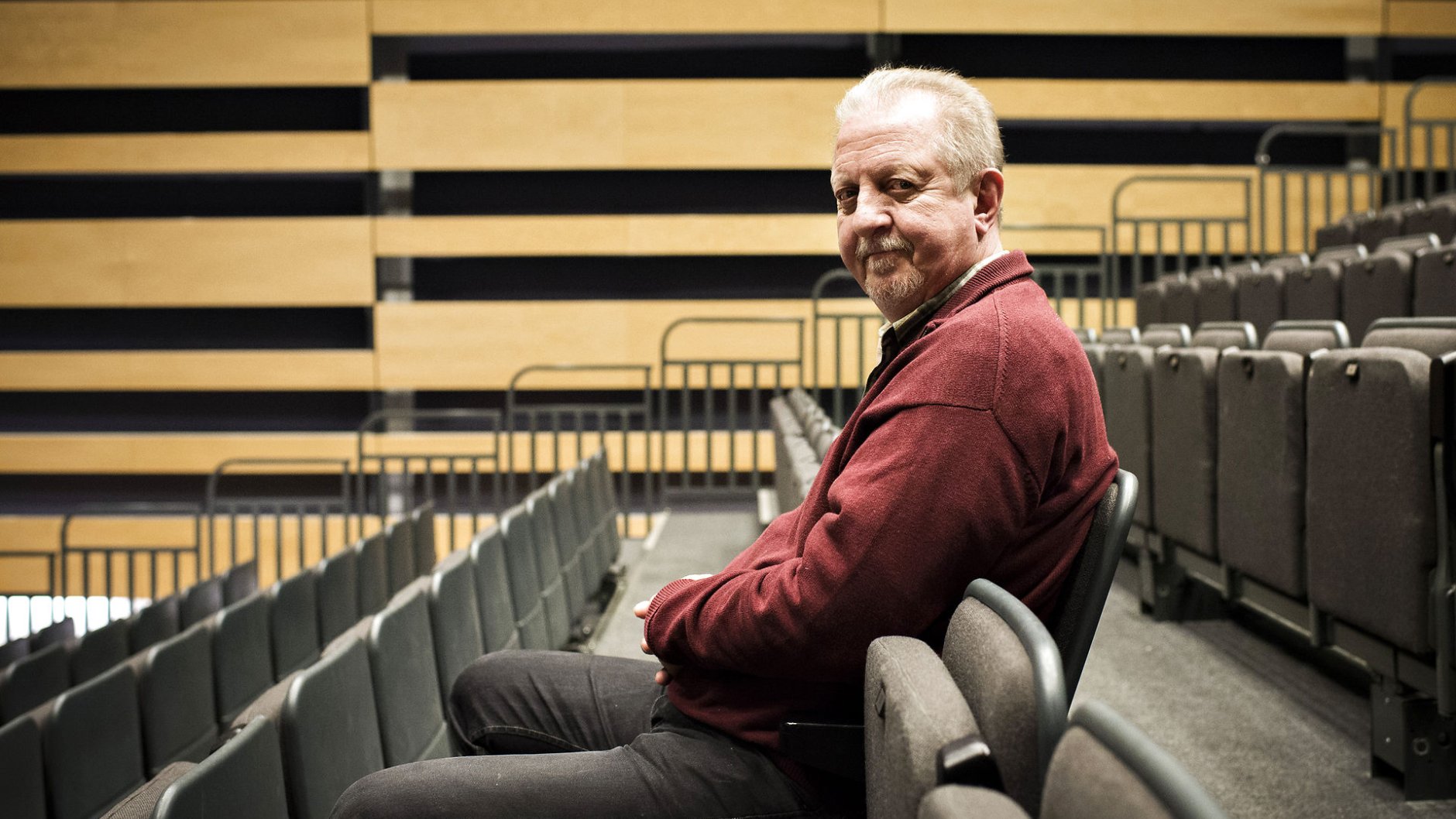 Selvlært musiker og skuespiller: Jeg er sådan en gøgeunge, der er ...