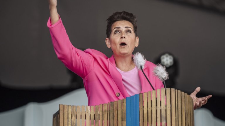 SF-formand savner politikere med visioner og starter lykkeprojekt ...