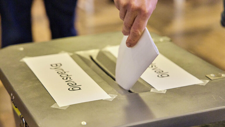 11 stemmer og lodtrækning gav mandater til kommunalvalget | Kristeligt ...