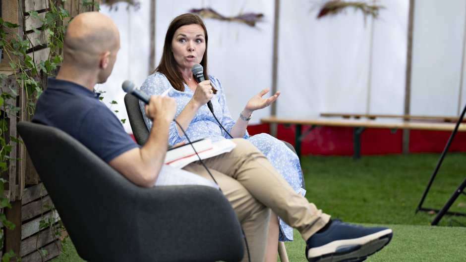 Efter et år med debat om ligestilling i folkekirken er kirkeministeren ...