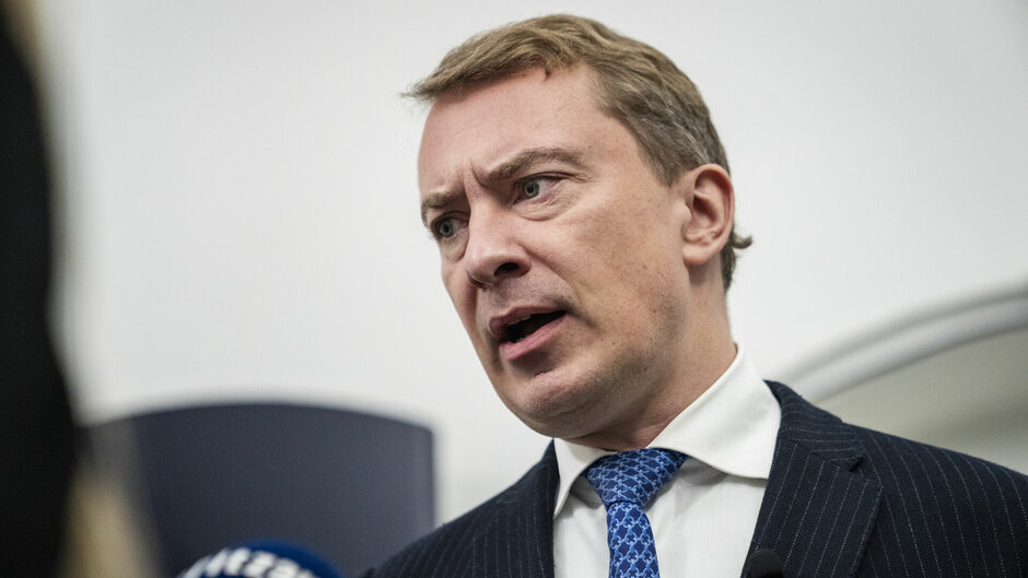 Oppositionen er lagt ned af rigsfællesskabets krise | Kristeligt Dagblad