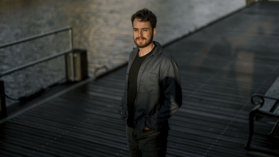 Forfatter bag bogen “Vanedyr”: Den digitale verden gør os bange, usikre ...