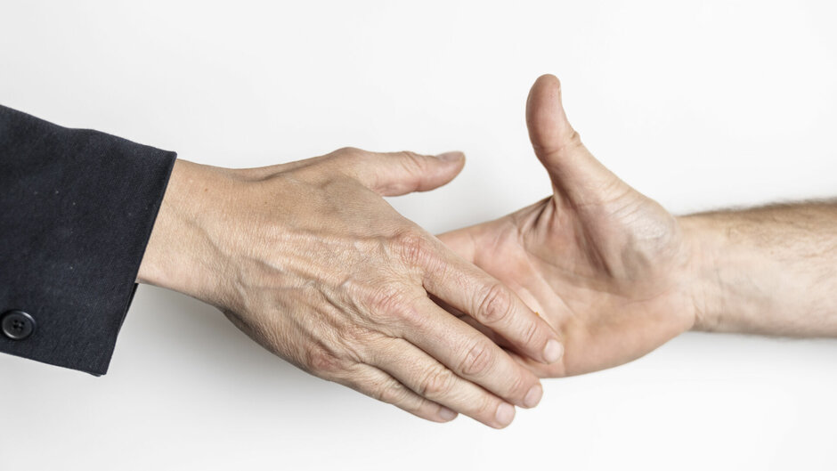Hvornår skal man gengælde en tjeneste? Derfor er det interessant at ...