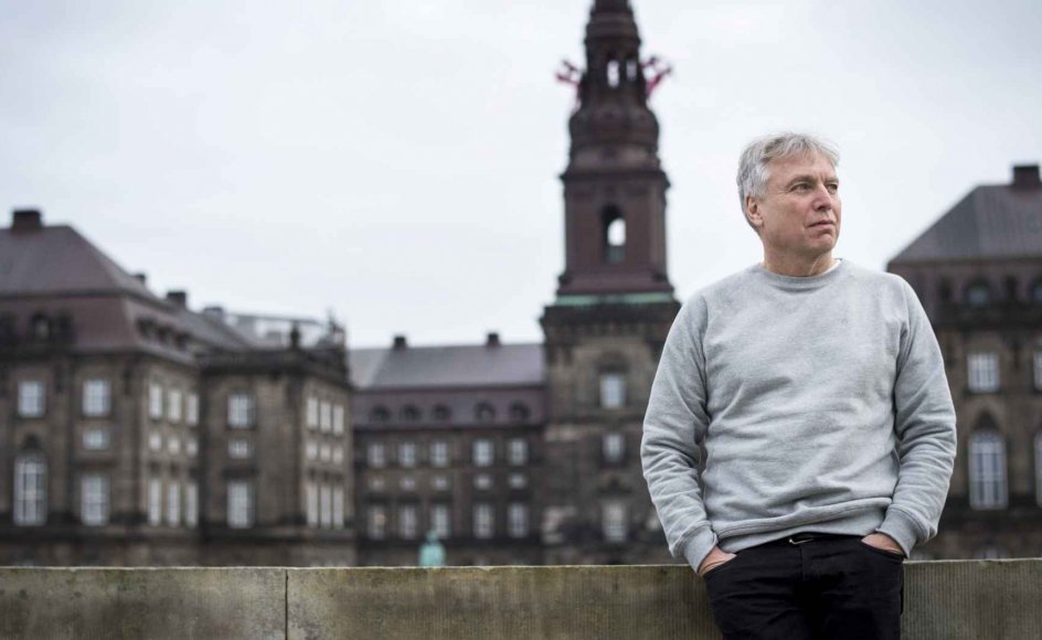 Uffe Elbæk er klar med et nyt politisk projekt: Det er ikke et parti ...