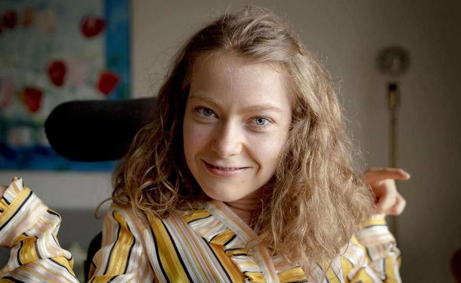 Astrid kan hverken tale eller gå: Mit fysiske handicap er ikke længere ...