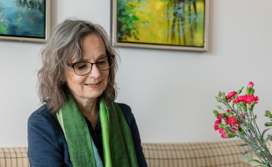 Teolog og forfatter fortryder, at hun ikke søgte hjælp noget før ...