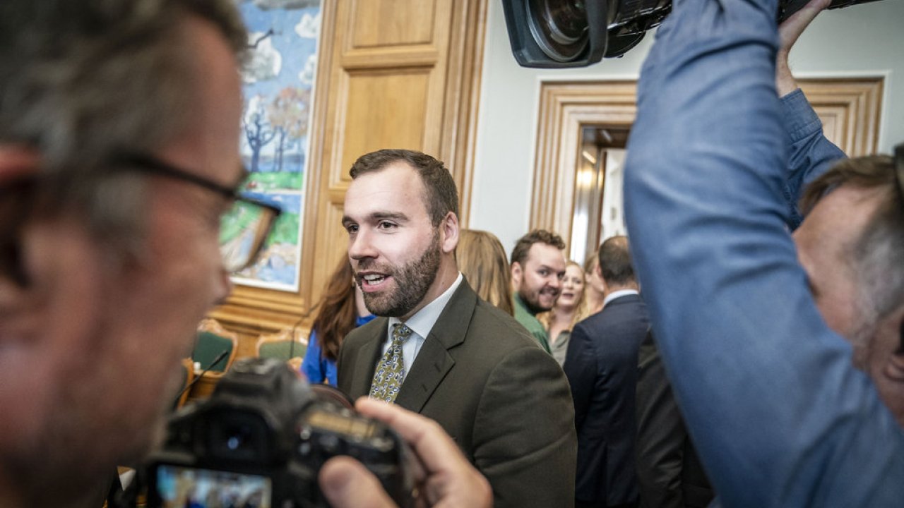 Ung S-komet slår ministrene Trine Bramsen og Dan Jørgensen på Fyn | Kristeligt Dagblad