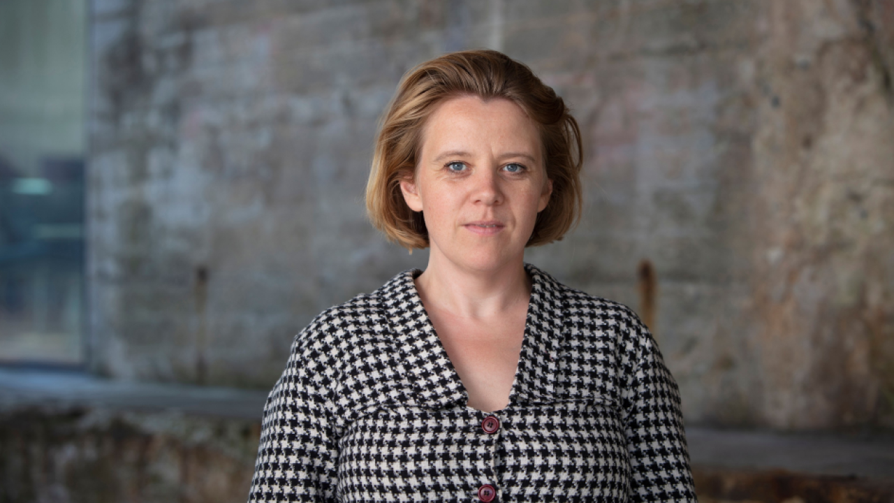 Astrid er en af de mange, der har flyttet sit barn fra folkeskolen ...