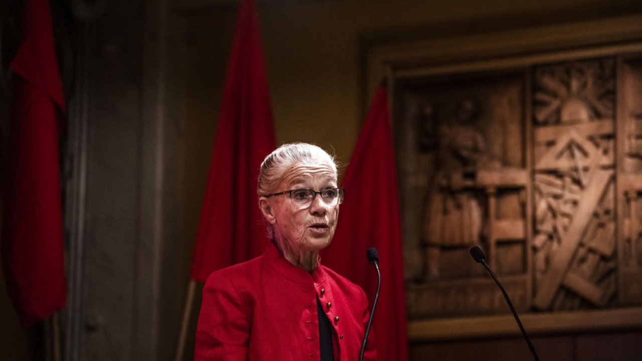 OVERBLIK: Kolleger og partifæller mindes Ritt Bjerregaard | Kristeligt ...