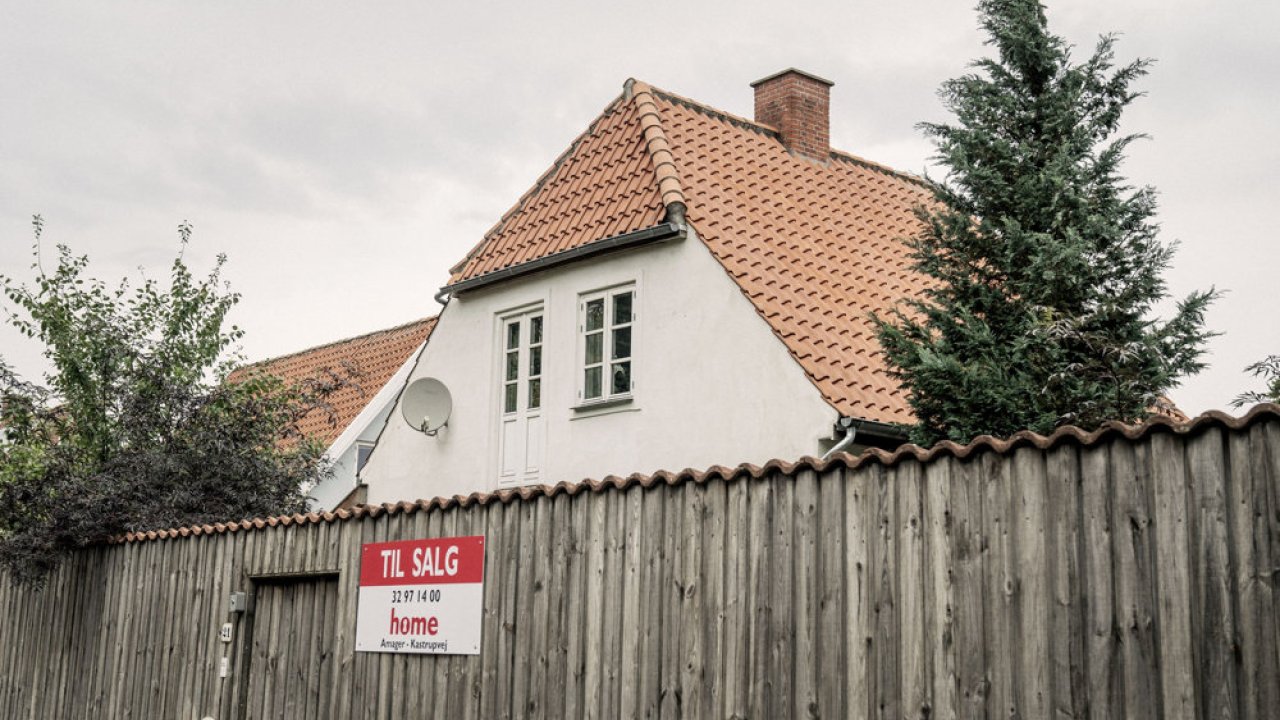 Foråret bringer igen flere huse med til salg-skilte | Kristeligt Dagblad