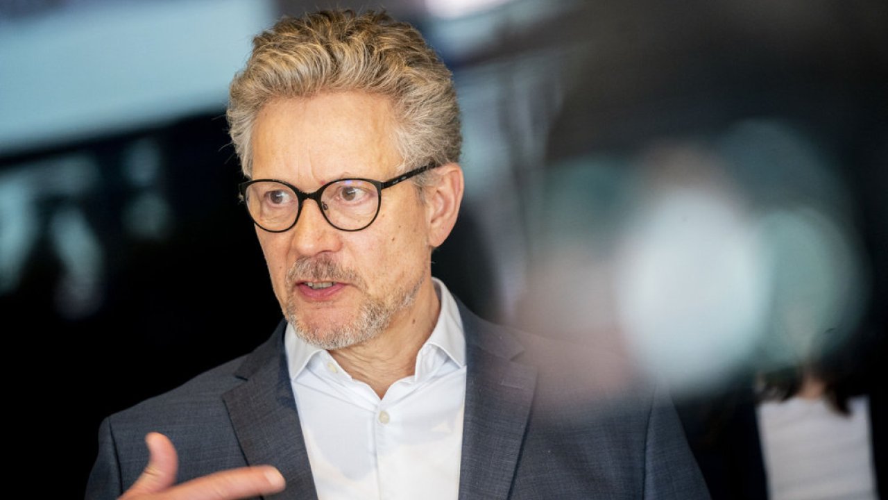 Sygemeldt Gejl langer ud efter ligestillingsministeren | Kristeligt Dagblad