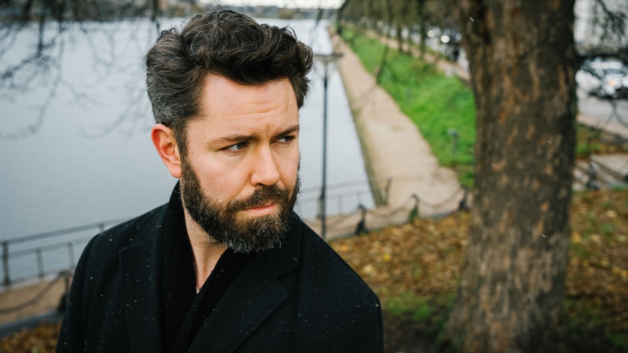Alexander Sokol udvandrede, da præsterne opførte et ”stand-up-show ...