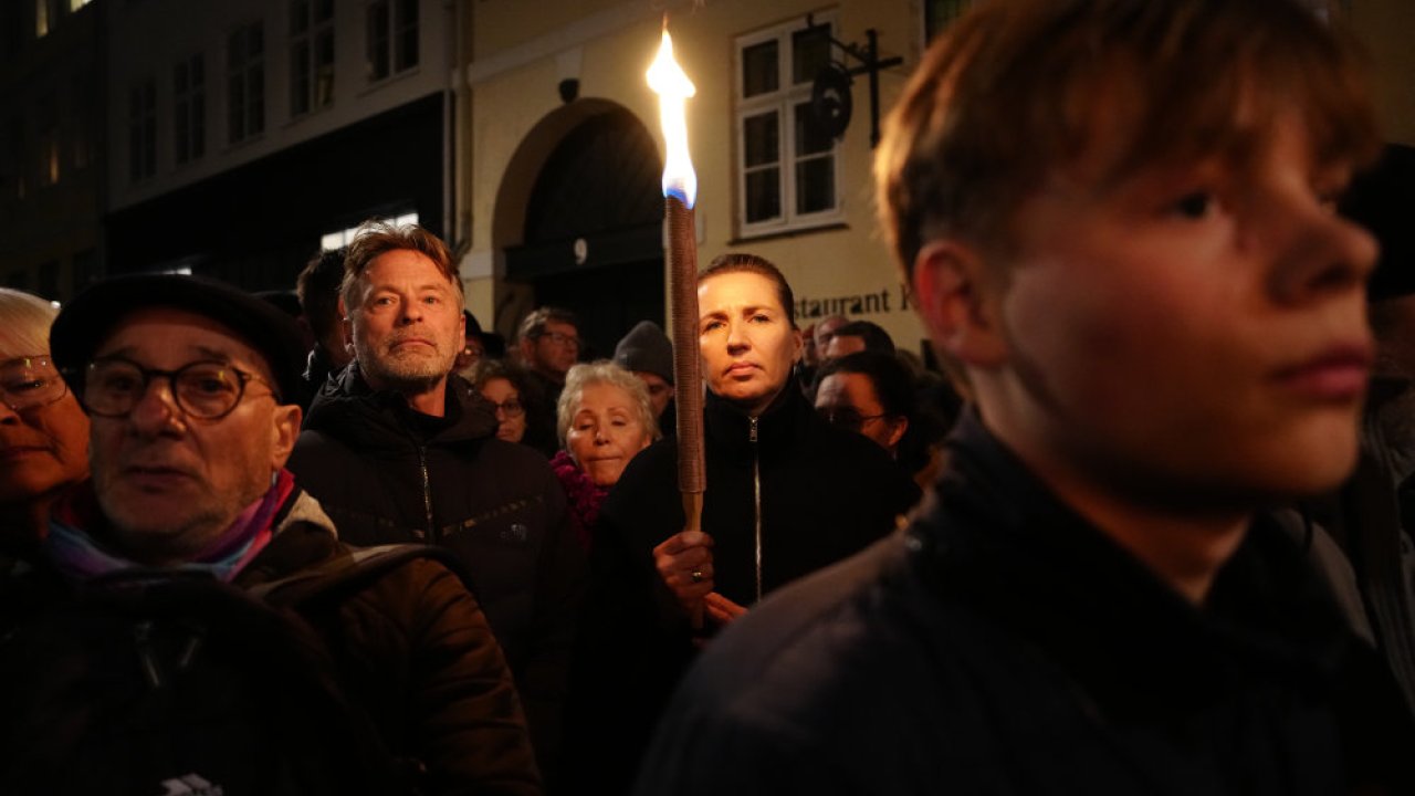 Statsminister deltager i markering af Krystalnatten | Kristeligt Dagblad