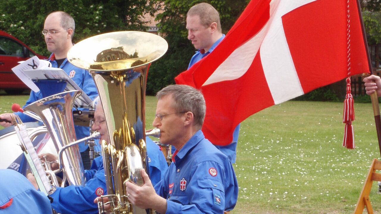 Uffe havde med egne ord tre liv. Han sagde farvel til dem alle med ...