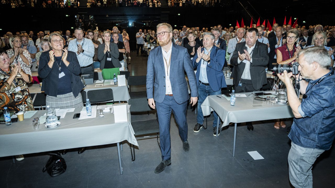 Morten Skov Christiansen er manden, der skal klinke skårene efter ...